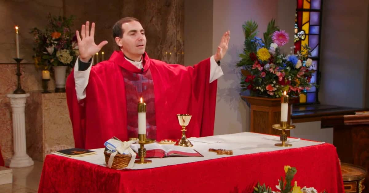 Sunday Mass at Mercy Home - Chicago's Own Catholic TV Mass on WGN