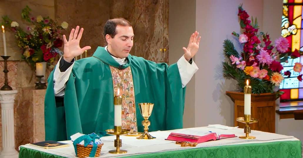 Sunday Mass at Mercy Home - Chicago's Own Catholic TV Mass on WGN