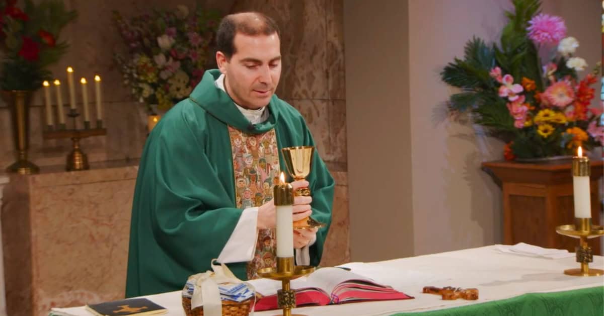 Sunday Mass at Mercy Home - Chicago's Own Catholic TV Mass on WGN