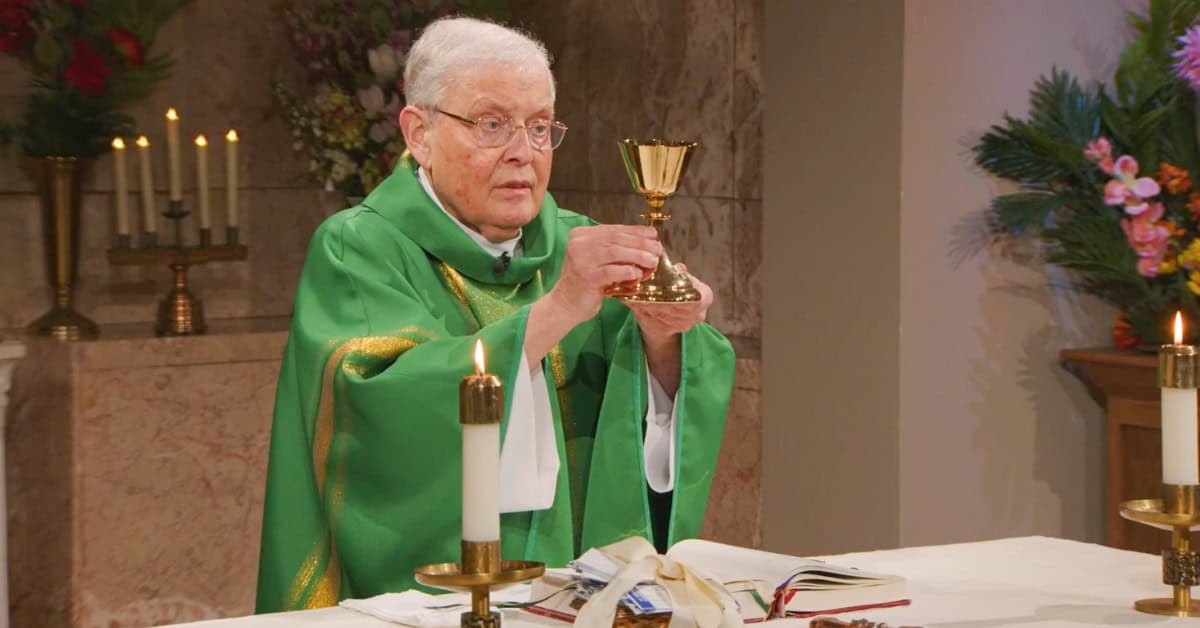 Sunday Mass at Mercy Home - Chicago's Own Catholic TV Mass on WGN